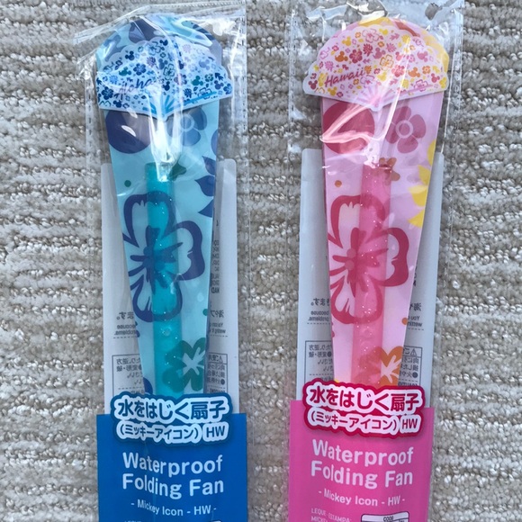 Daiso | Accessories | Daiso Disney Hawaii Exclusive Bundle Of Fans ...